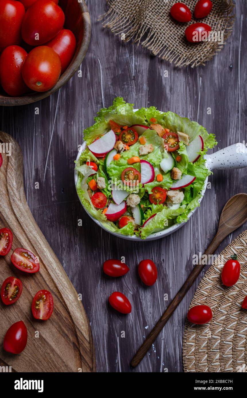 Dining table fresh fruits hi-res stock photography and images - Alamy