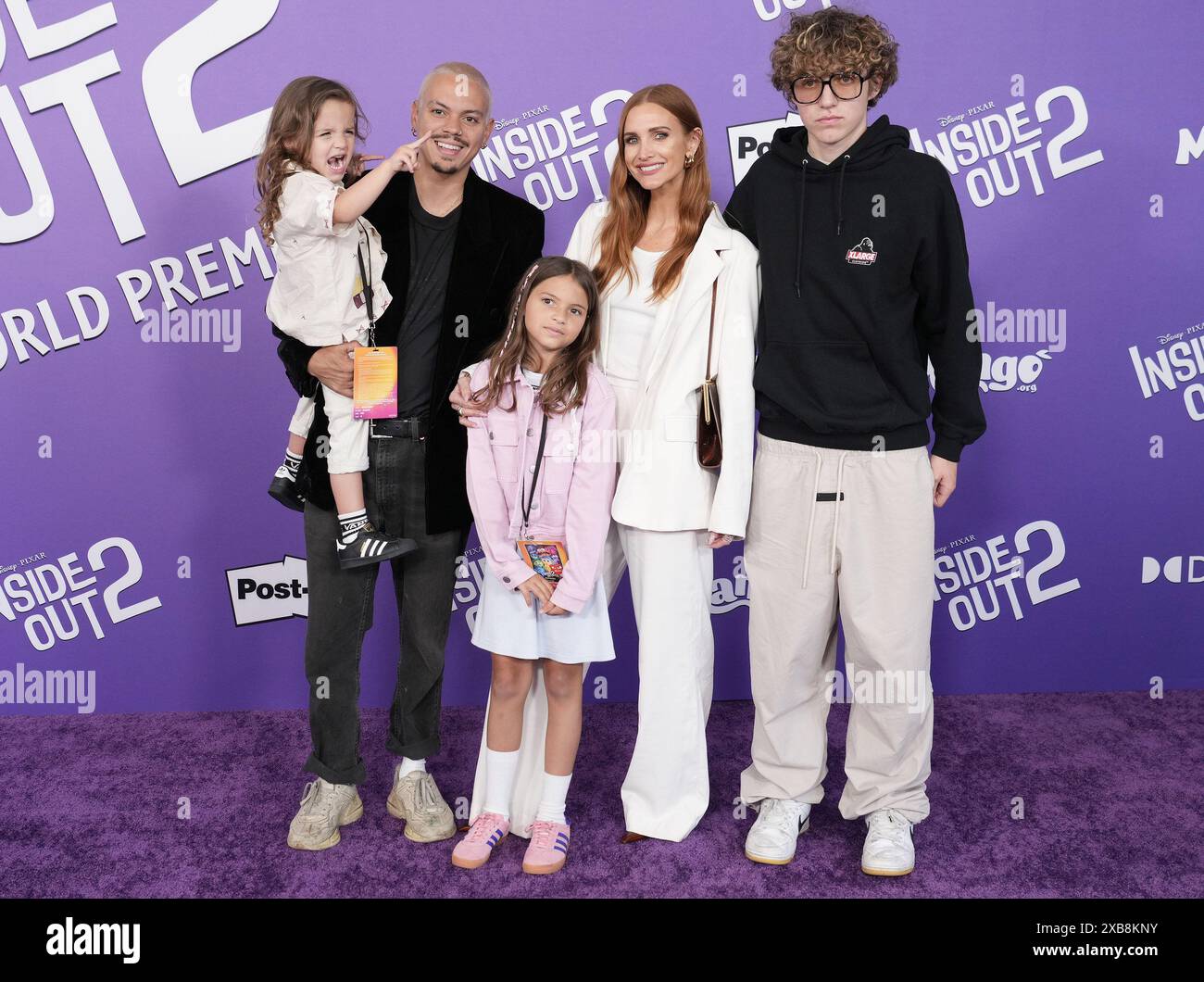 (L-R) Ziggy Blu, Evan Ross, Jagger Snow, Ashlee Simpson and Bronx ...