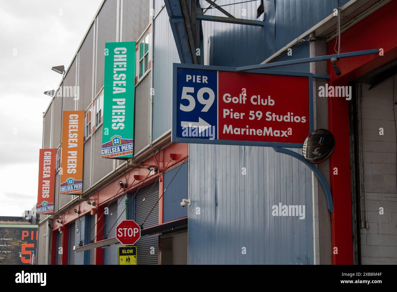 Pier 59 new york hi-res stock photography and images - Alamy