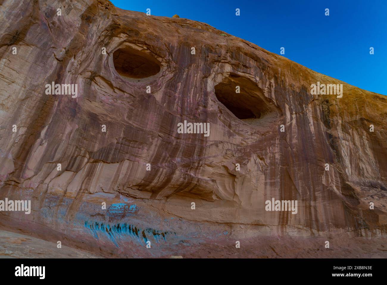 large cave featuring beautiful rock formations Stock Photo - Alamy