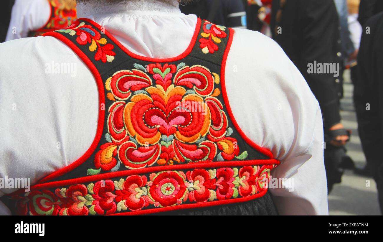 The embroidered national Norwegian bunad costume Stock Photo - Alamy