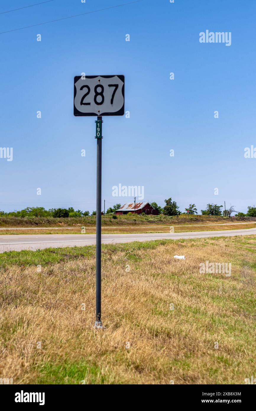 Prominent signage hi-res stock photography and images - Alamy