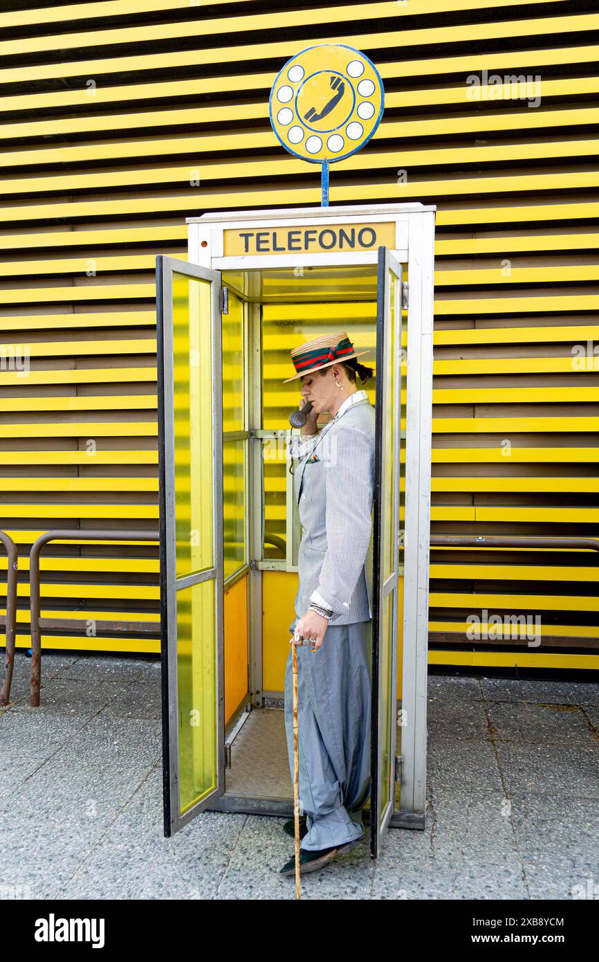 Pitti uomo 106 lemon florence hi-res stock photography and images - Alamy