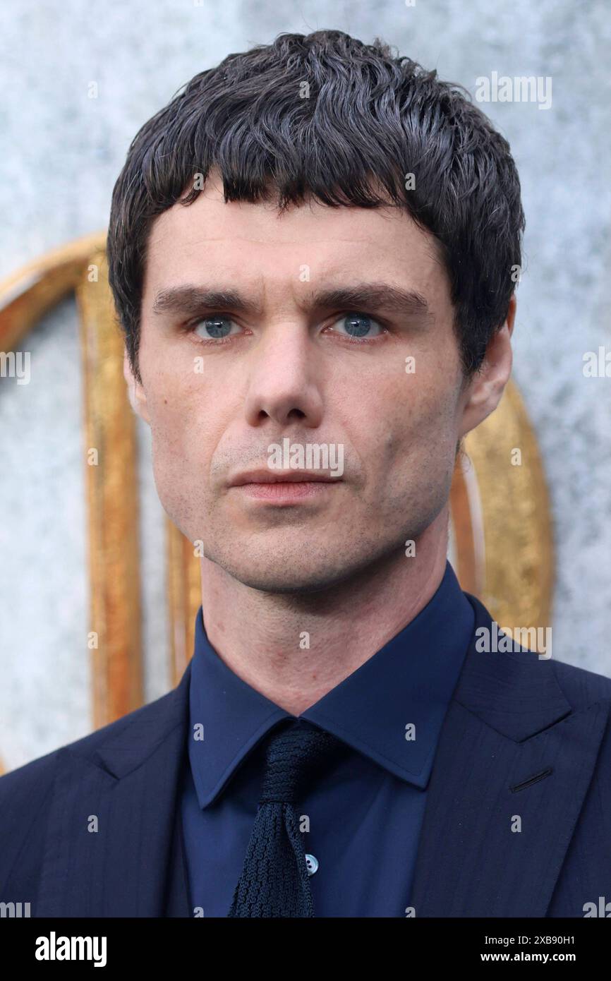 Matthew Needham bei der Premiere der 2. Staffel der Sky Now Serie House ...