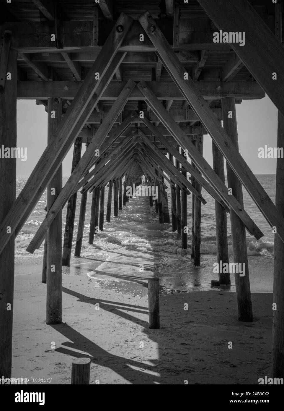 Scenic seaside pier blue ocean Black and White Stock Photos & Images ...
