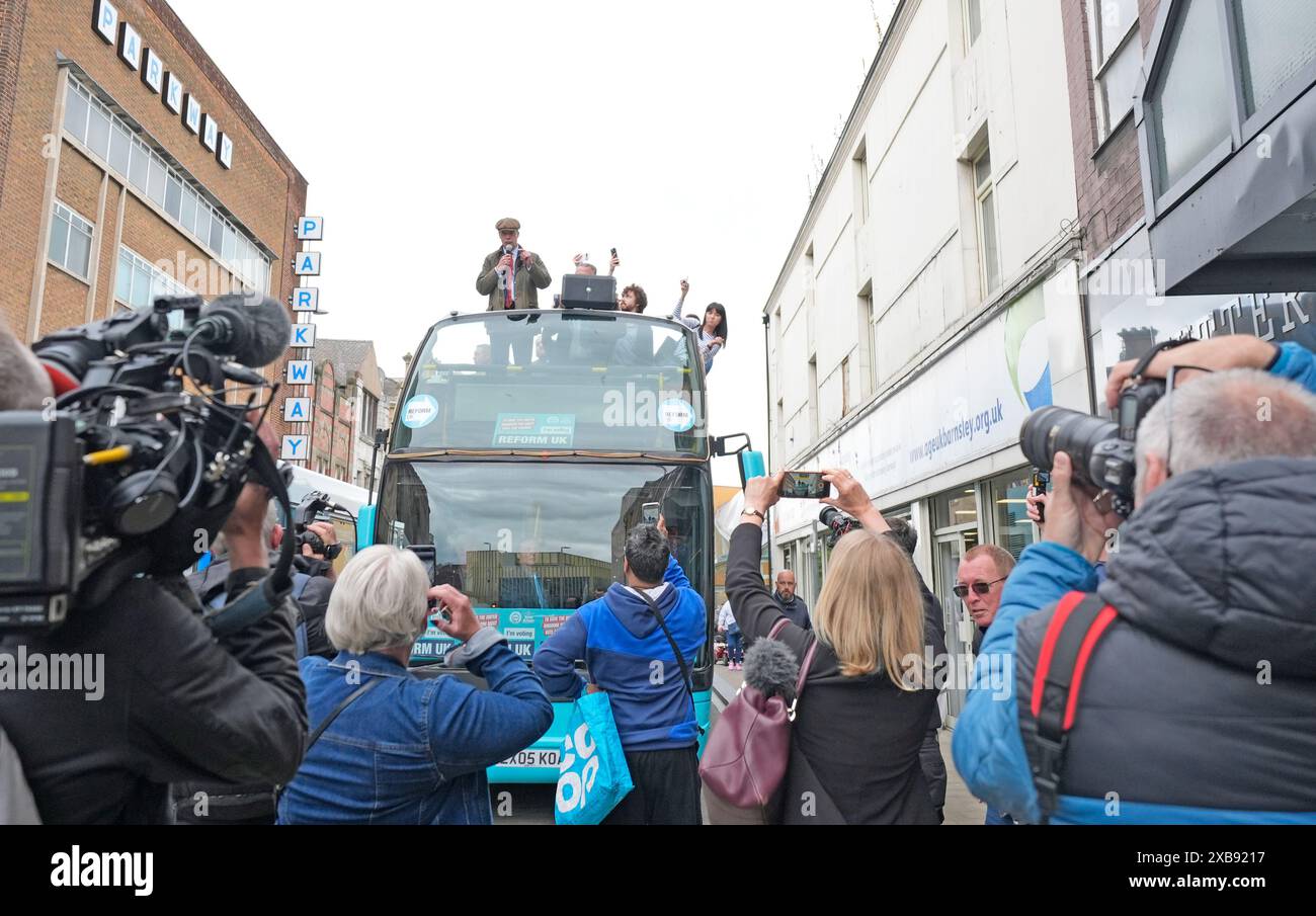 Reform UK leader Nigel Farage makes a speech on the Reform UK campaign ...