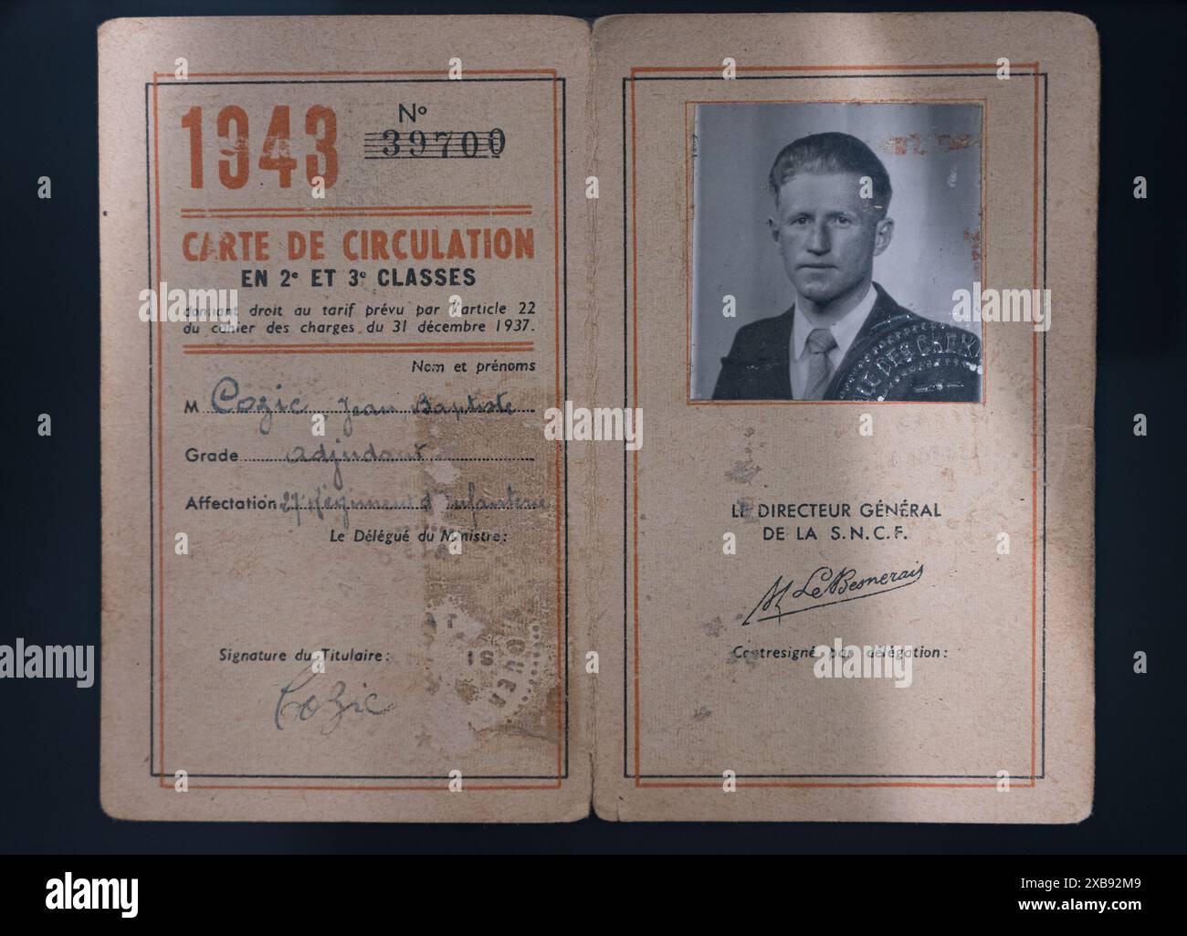 A military circulation card 1943 SCNF, 27 French infantry regiment ...
