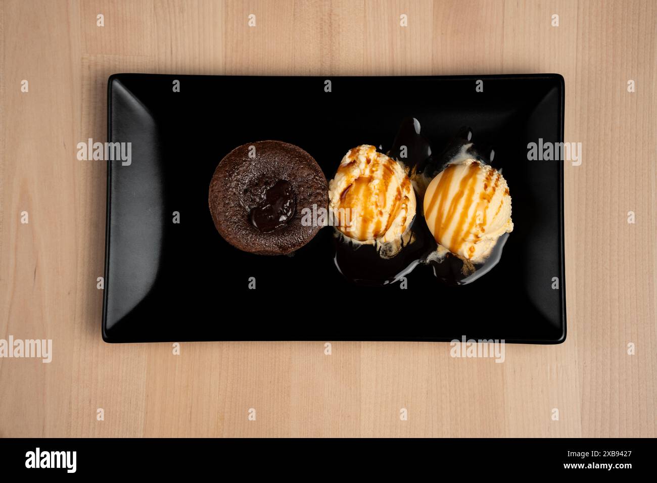 Ice cream balls hi-res stock photography and images - Alamy