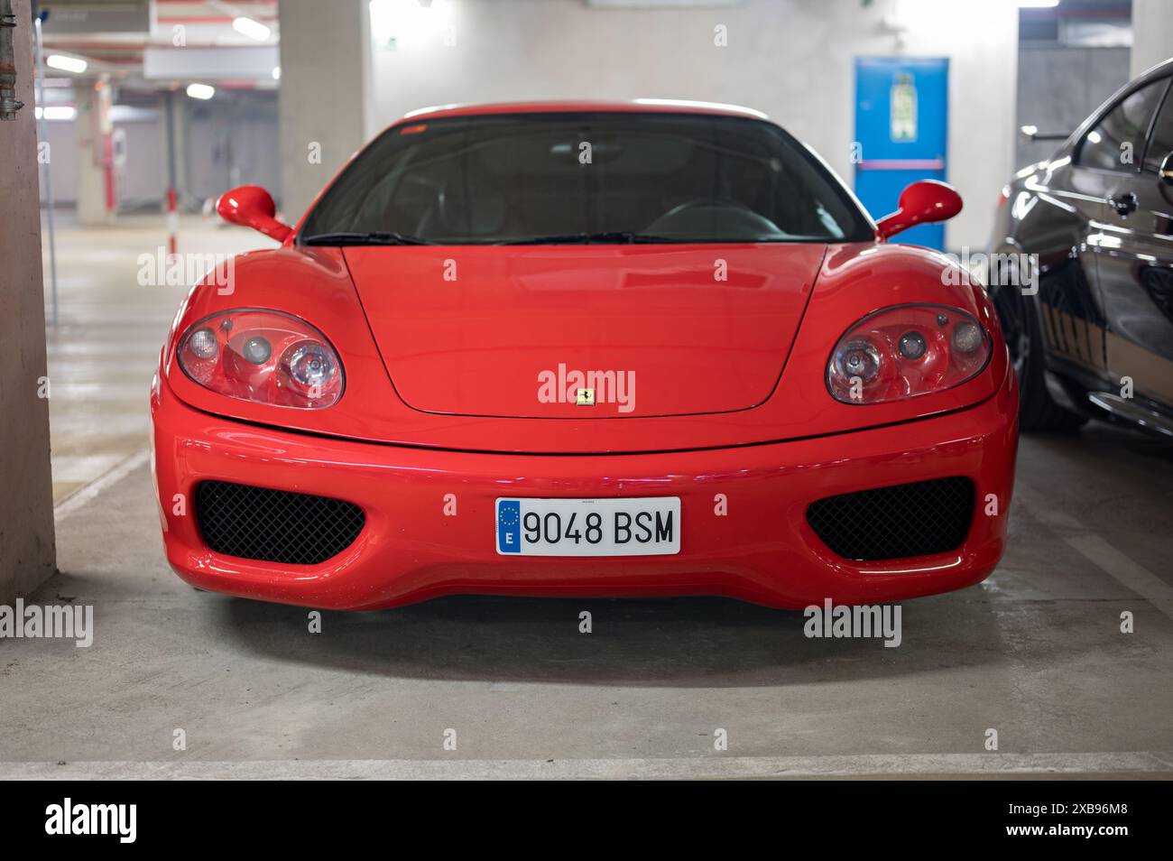Red ferrari 360 modena coupe car hi-res stock photography and images ...