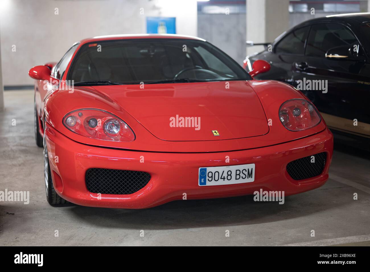 Red ferrari 360 modena coupe car hi-res stock photography and images ...