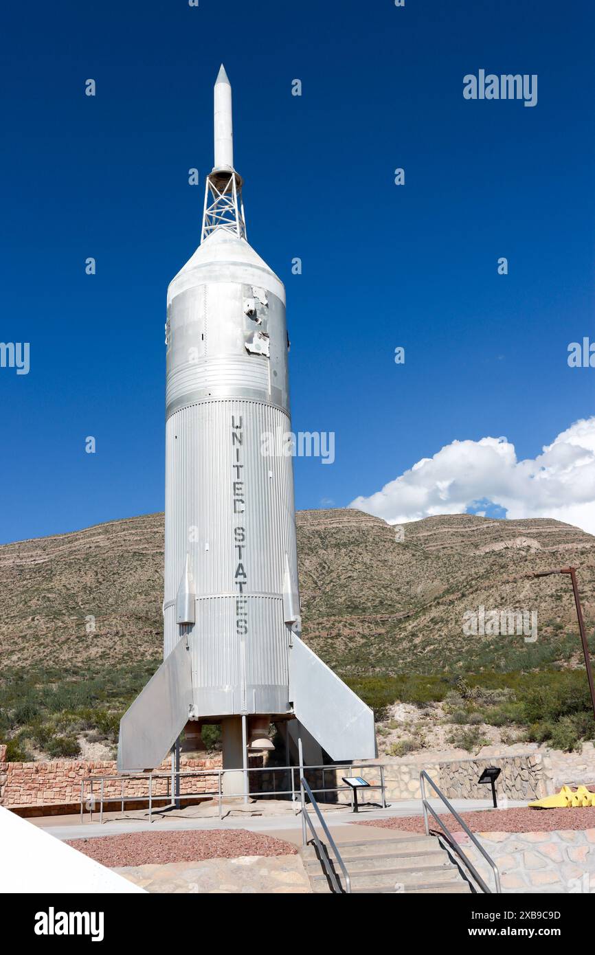 Mockup of the Apollo Space craft at the New Mexico Museum of Space ...