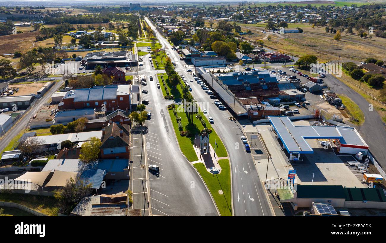 Junee NSW Broadway Street North Facing Stock Photo - Alamy