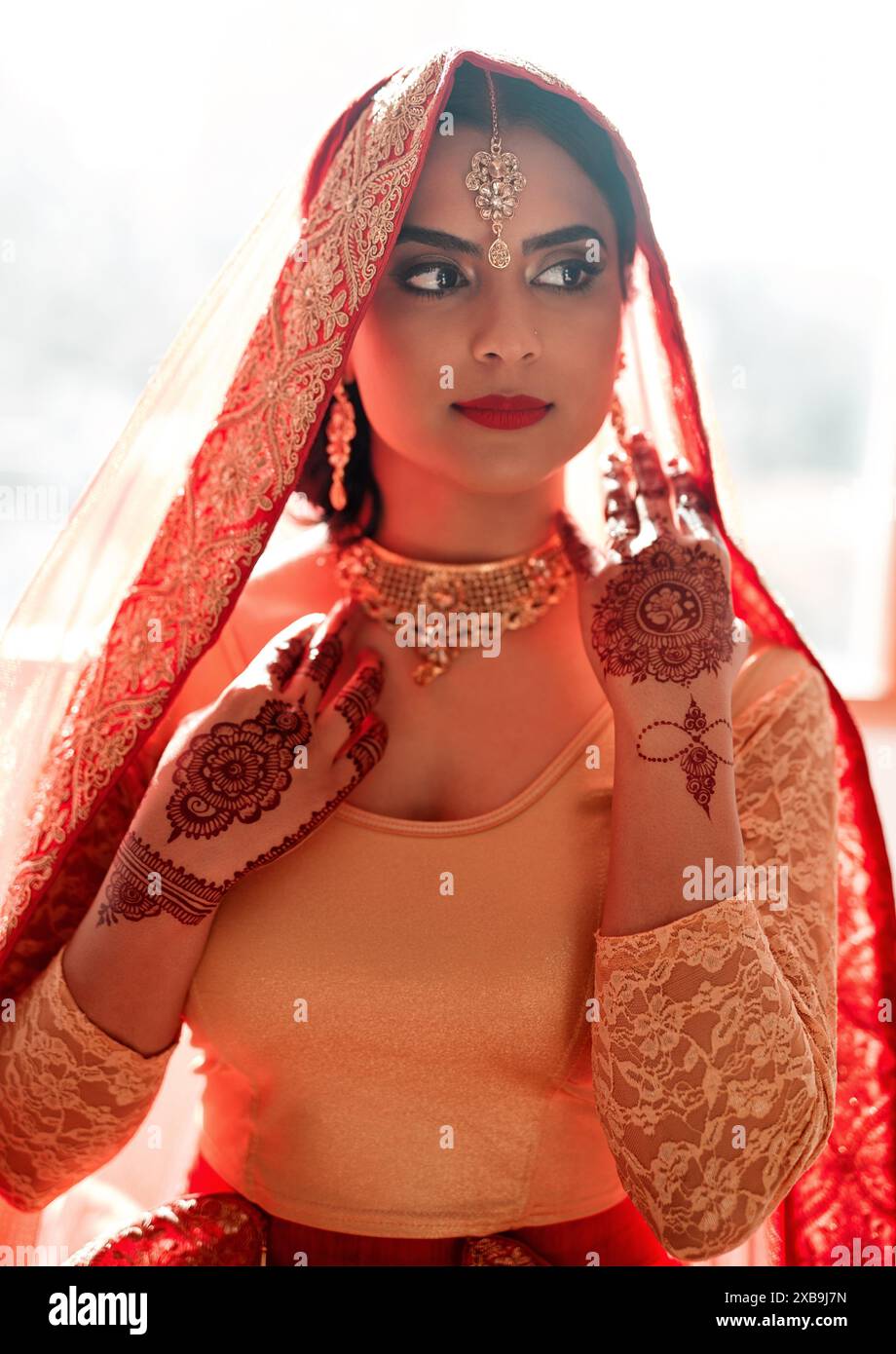 Indian lady gold hi-res stock photography and images - Alamy