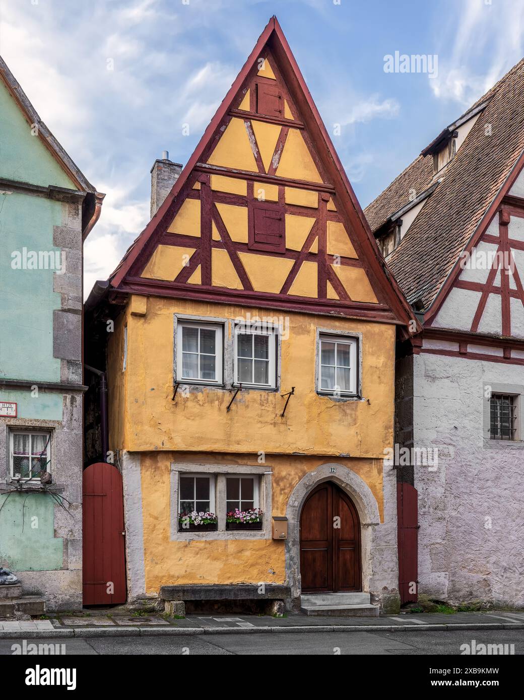 The magical old town in Rothenburg ob der Tauber and its beautiful ...