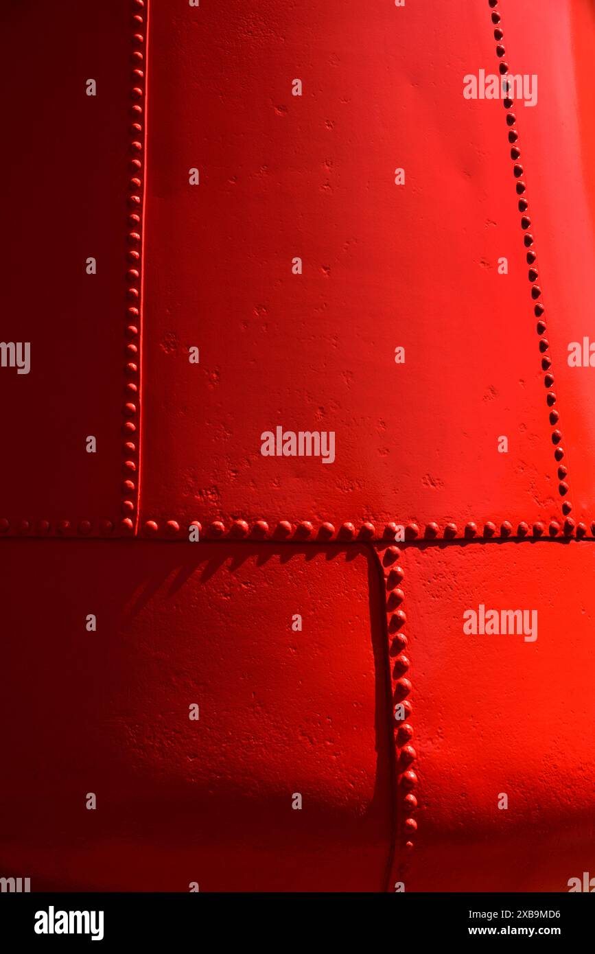 red life buoy Stock Photo - Alamy