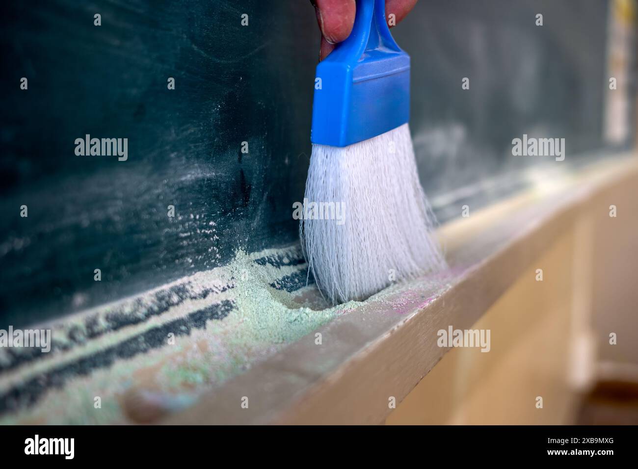 Japan clean classroom hi-res stock photography and images - Alamy