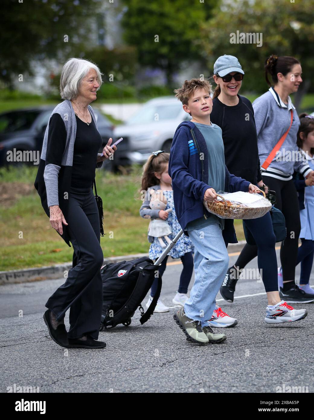 Jennifer Garner with Samuel Affleck and Ben Affleck's mom Christopher ...