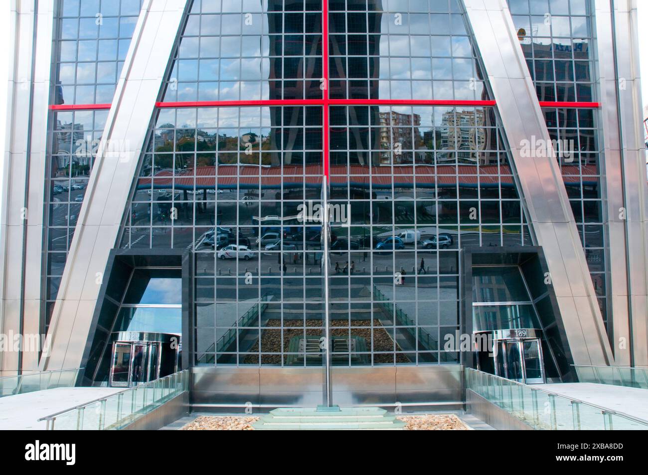 Facade of KIO Tower. Plaza de Castilla, Madrid, Spain Stock Photo - Alamy