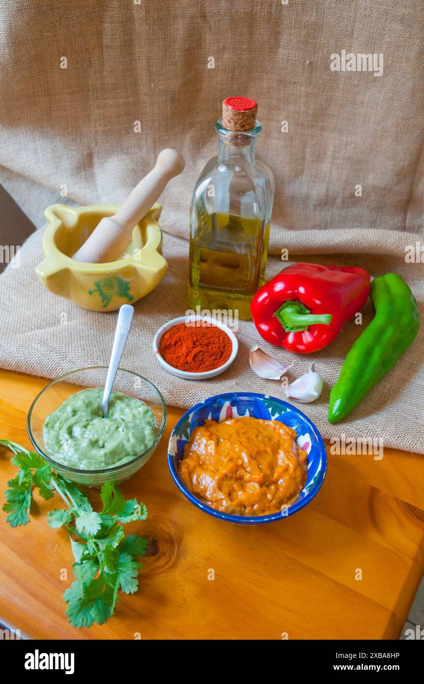 Salsa de mojo rojo hi-res stock photography and images - Alamy