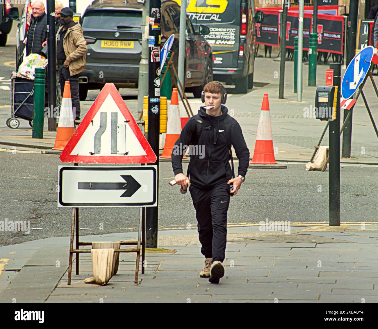 Glasgow, Scotland, UK. 11th June, 2024: UK Weather: Traffic and ...