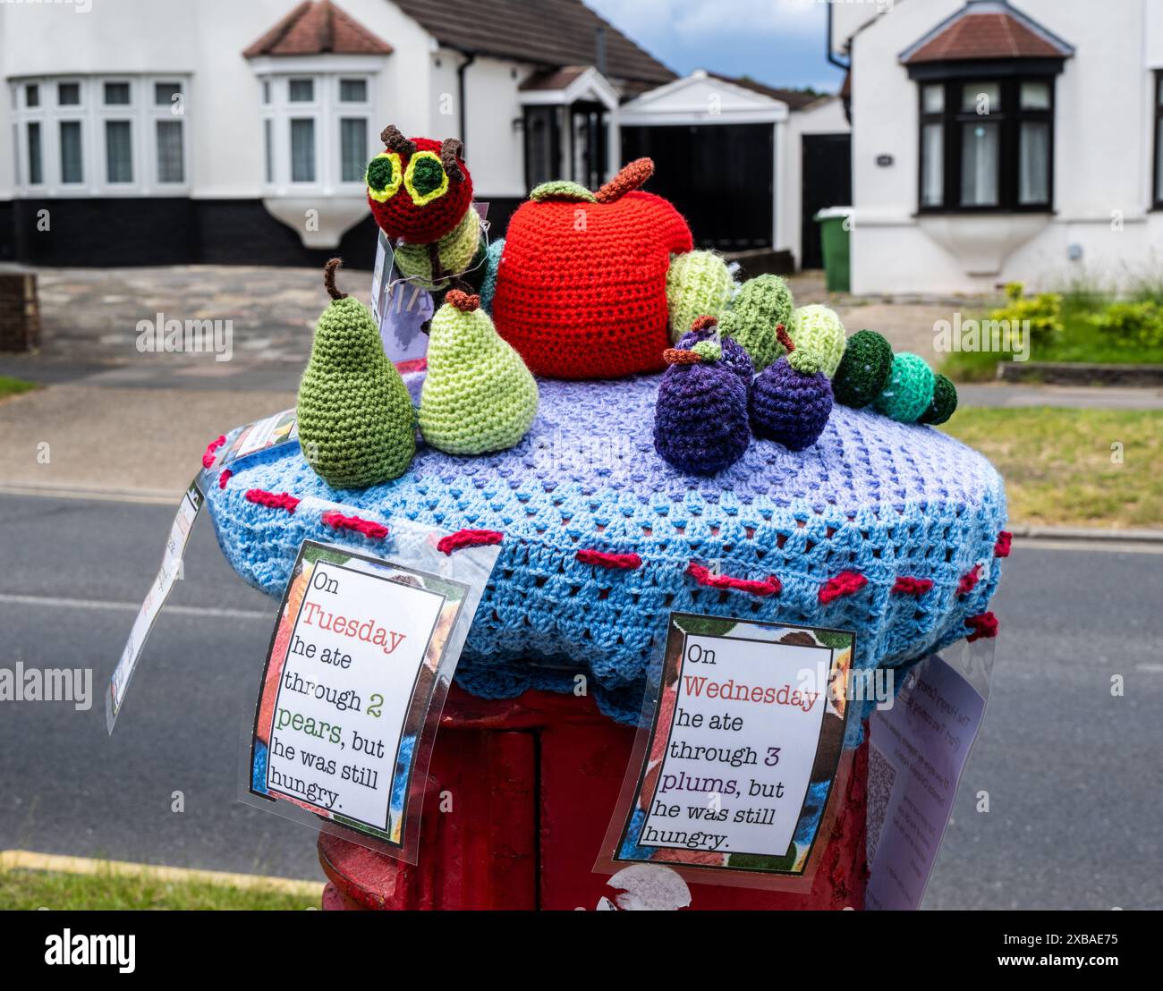 Crocheted postbox topper hi-res stock photography and images - Alamy
