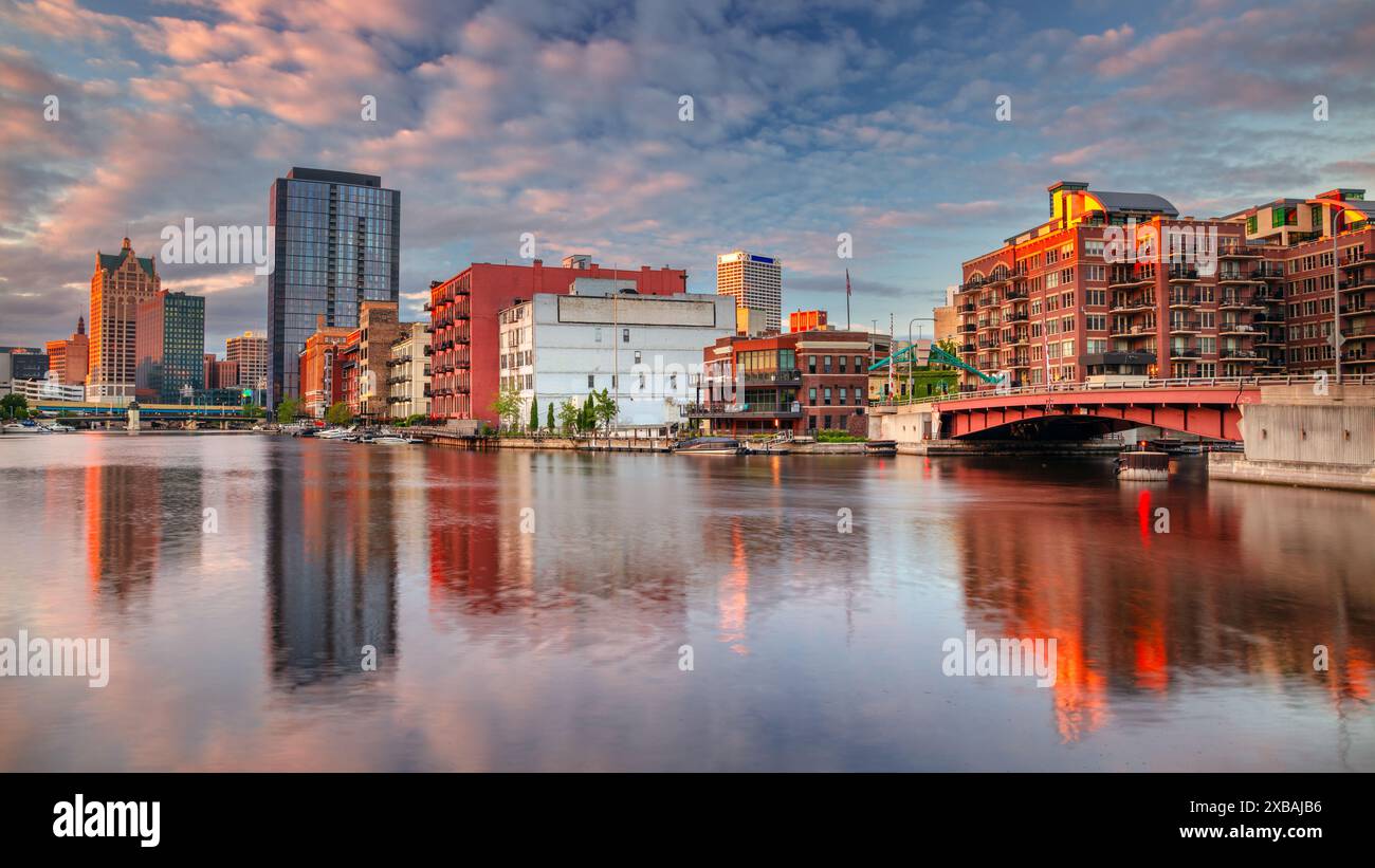 Milwaukee, Wisconsin, USA. Cityscape image of downtown Milwaukee ...