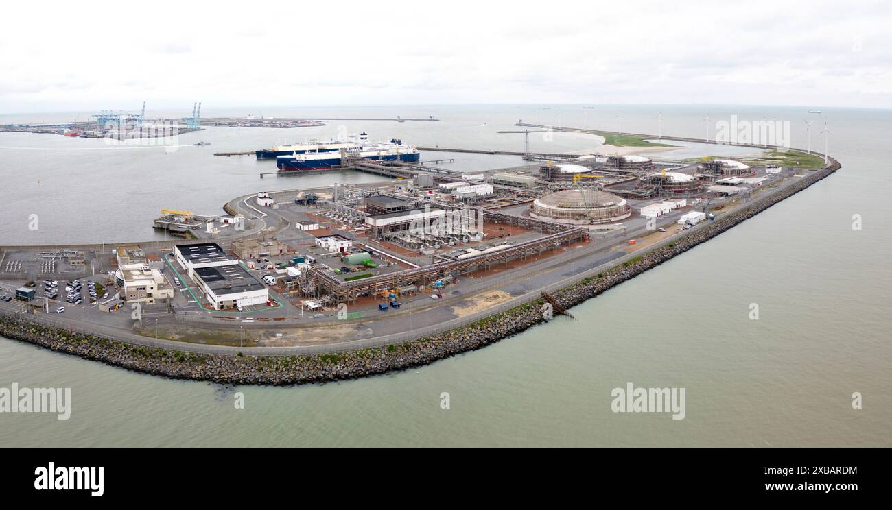 Zeebrugge lng terminal hi-res stock photography and images - Alamy