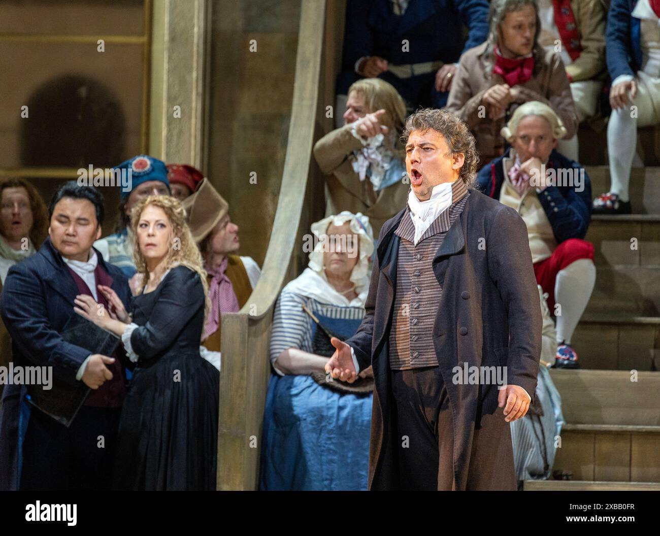 rear left: Amartuvshin Enkhbat (Carlo Gerard), Sondra Radvanovsky ...