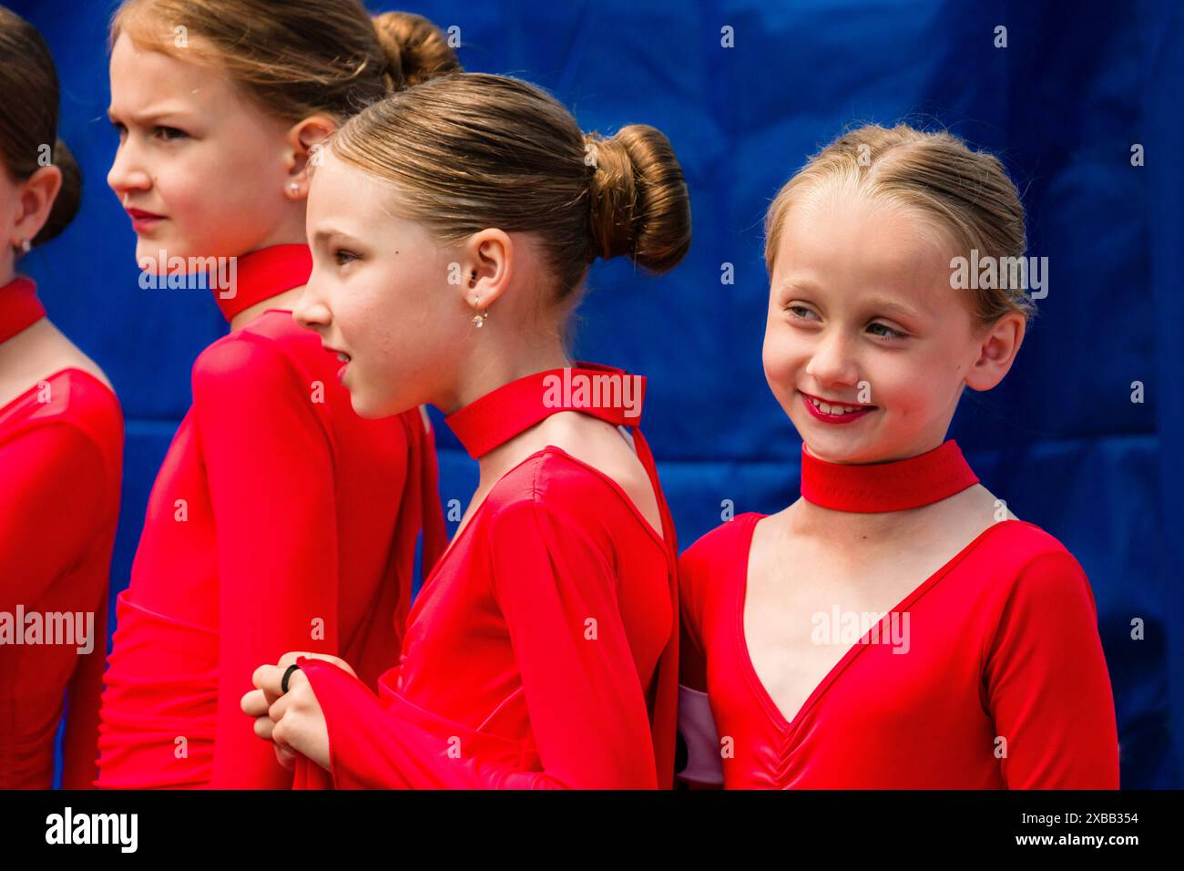 Children in traditional Polish Folk costumes The Little Poland Festival ...