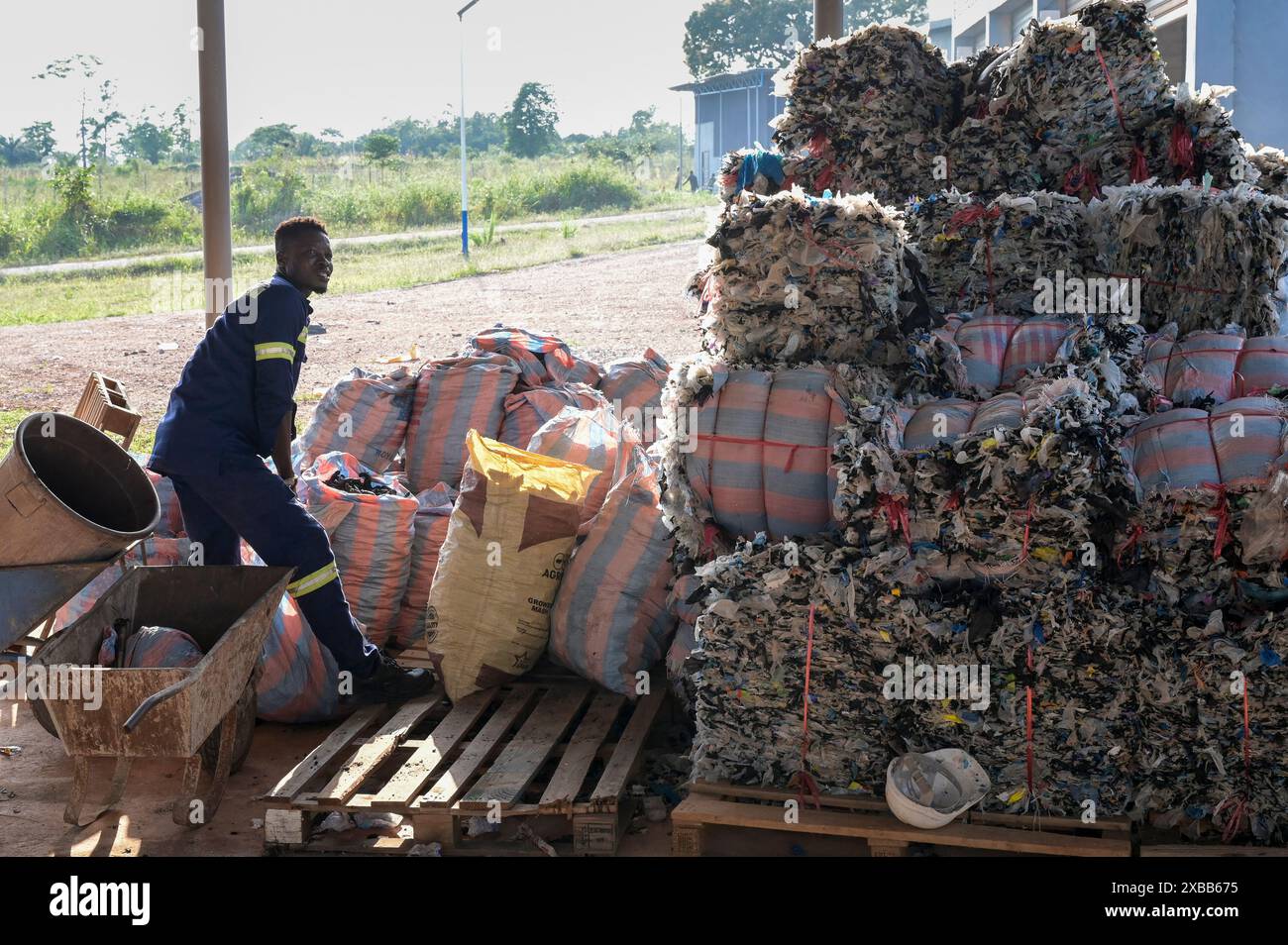 GHANA, Ashanti region, Kumasi, Gyankobaa W2E Waste To Energy Biogas ...