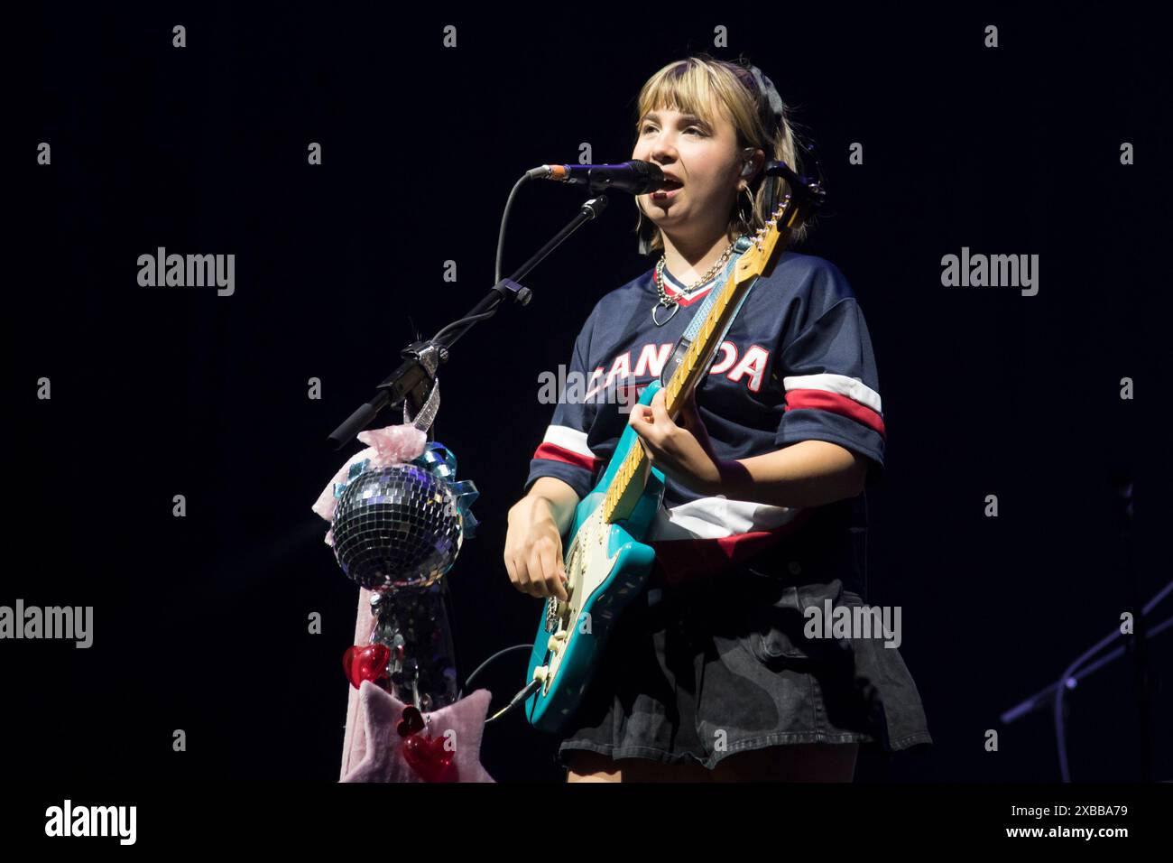 Beach bunny band hi-res stock photography and images - Alamy