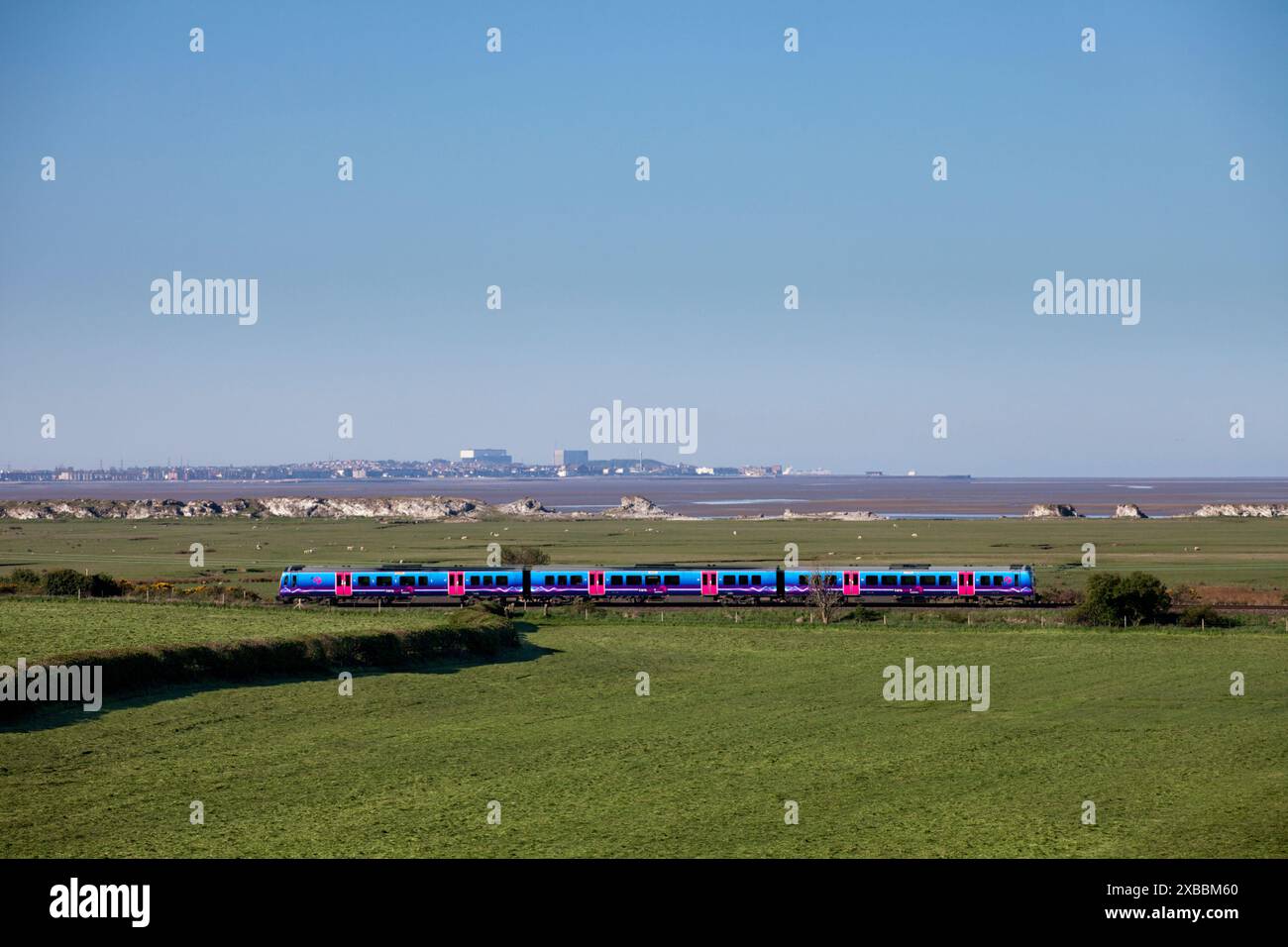 First Transpennine Express Siemens Desiro class 185 train 185137 ...