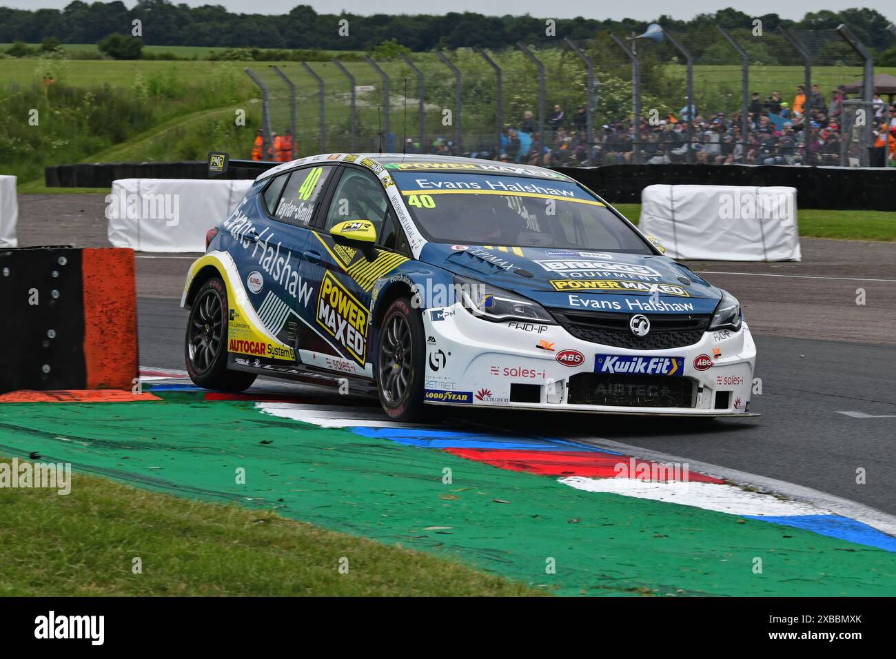 Aron Taylor-Smith, Vauxhall Astra, Evans Halshaw Power Maxed Racing ...