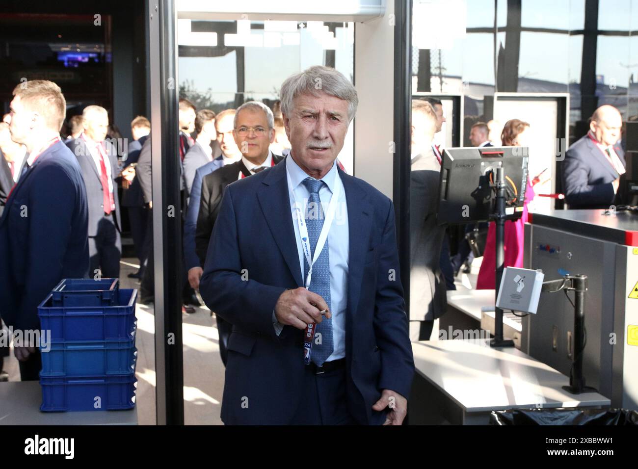 Russian gas company pjsc novatek hi-res stock photography and images ...