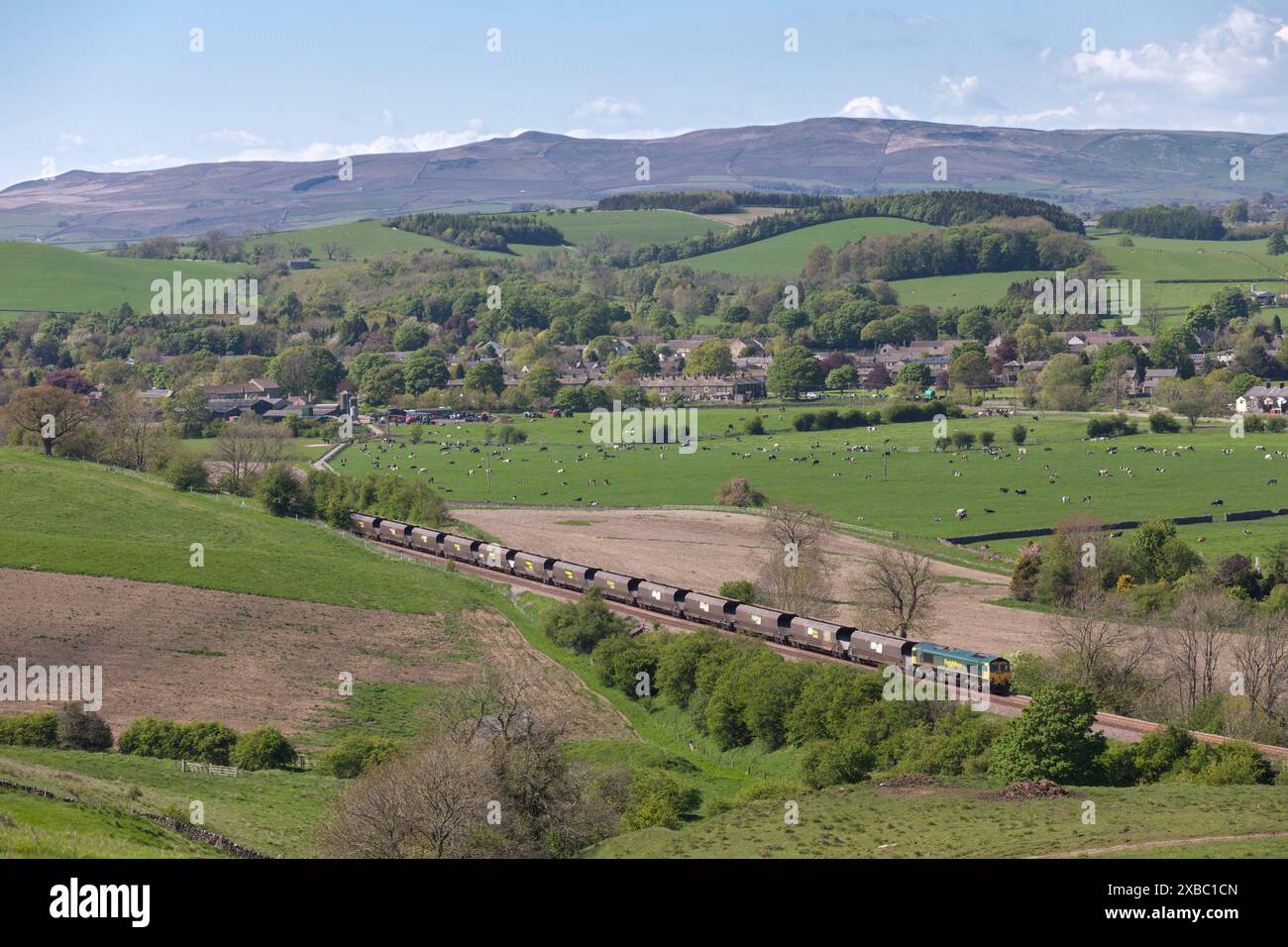 Freightliner class 66 diesel locomotive hauling a merry go round coal ...