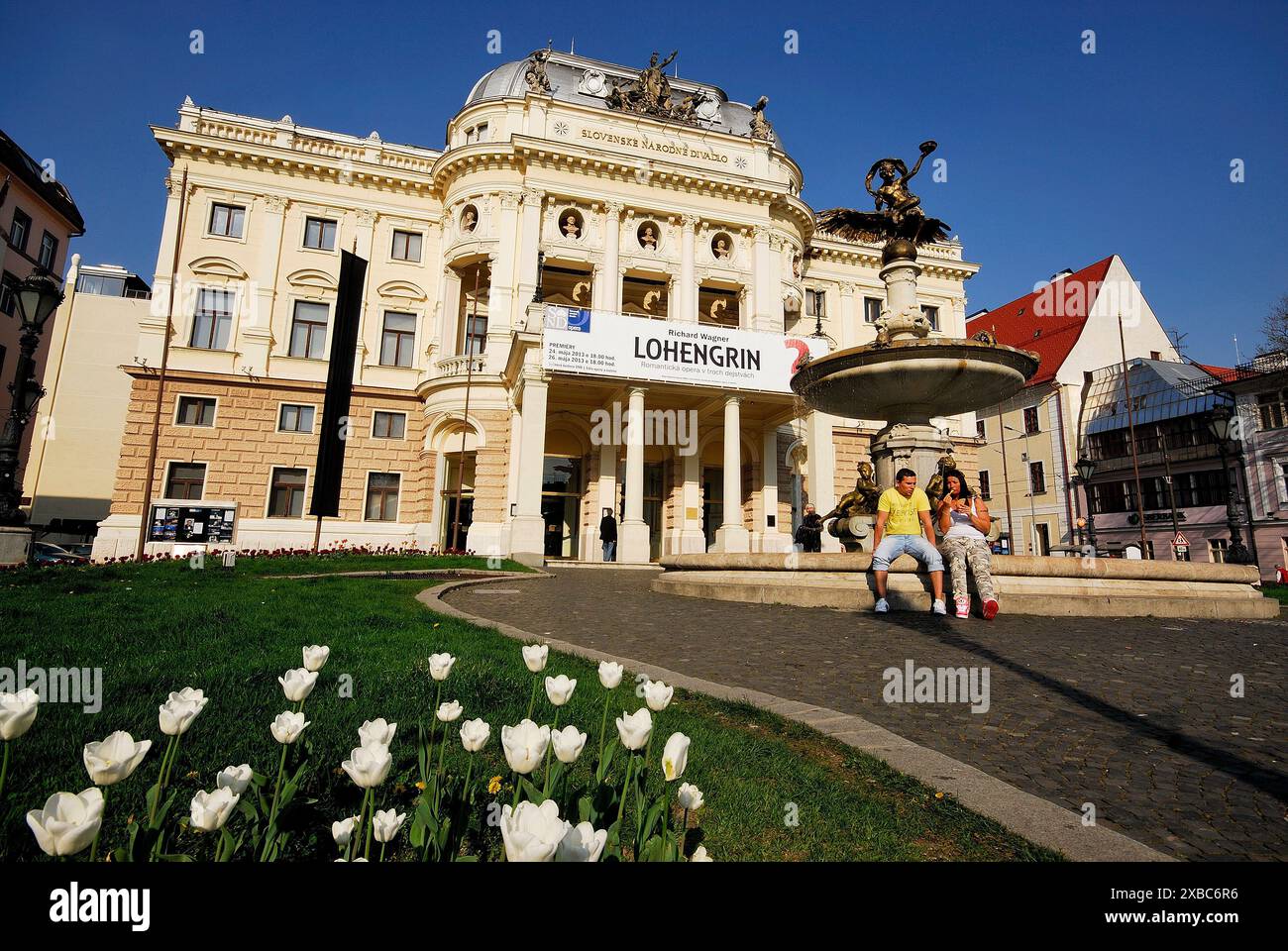 Modern white building flags hi-res stock photography and images - Alamy