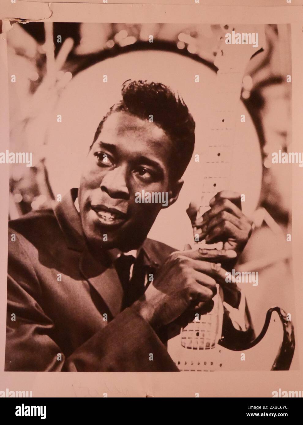 Chicago blues buddy hi-res stock photography and images - Alamy