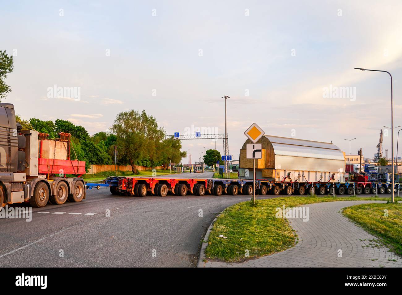 Transportation of oversize very heavy powerful power grid static ...
