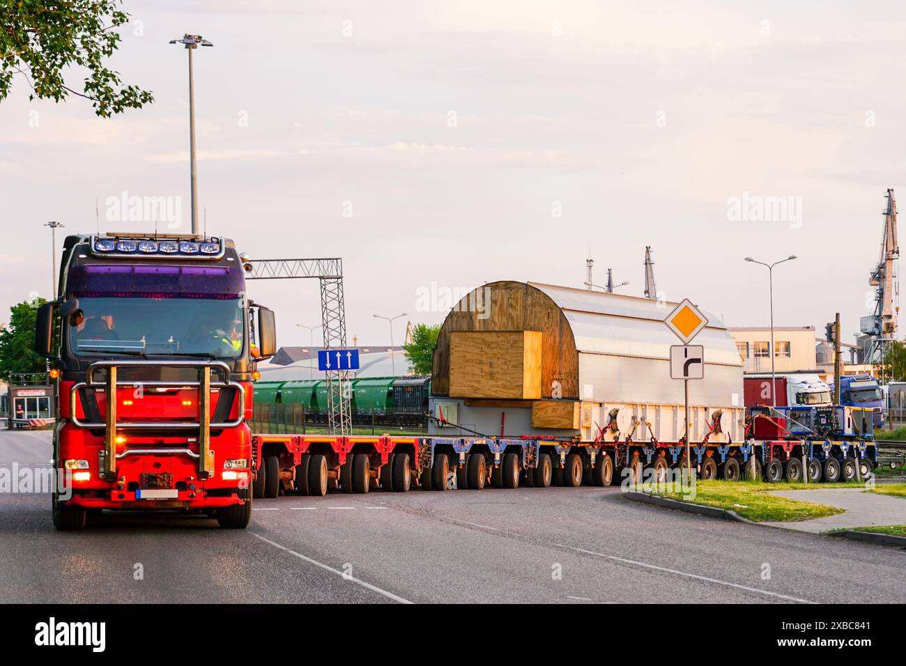 The truck with a specialized long multi-axle multi-tire semi-trailer ...