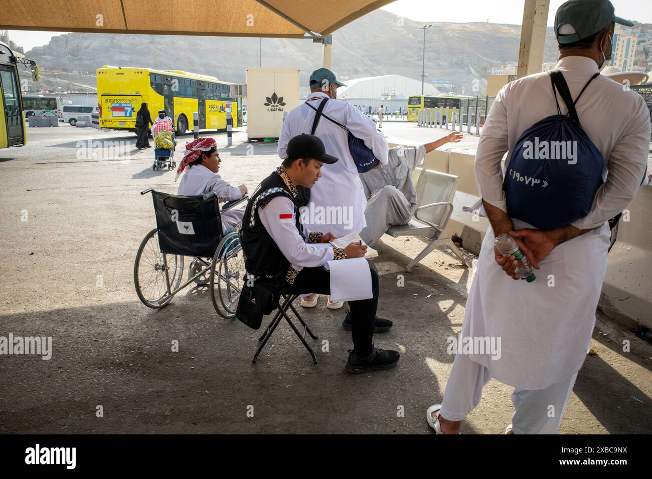 Hajj officer hi-res stock photography and images - Alamy