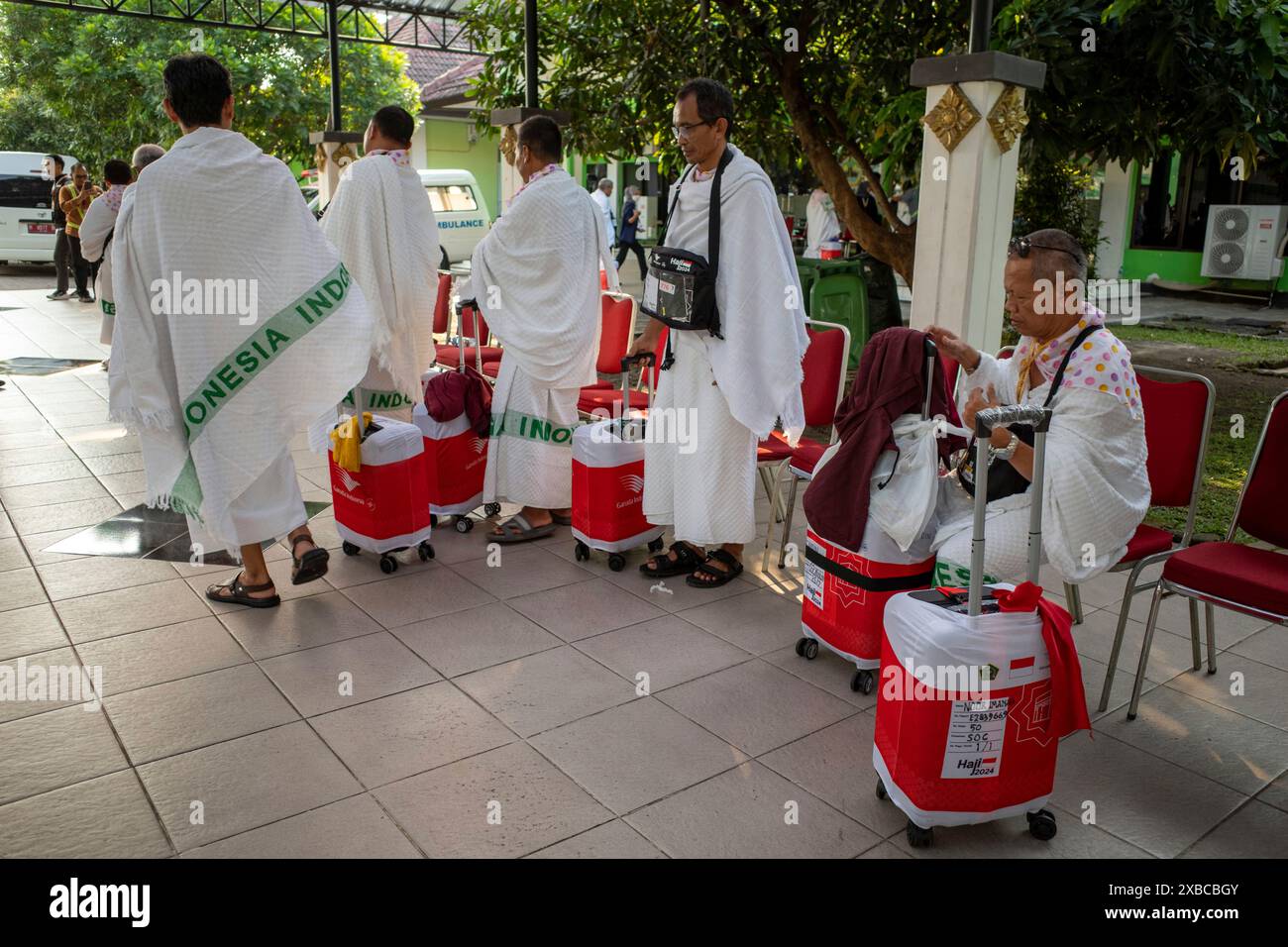 Solo, Indonesia - May 26, 2024: Indonesian Hajj pilgrims in 2024 will ...