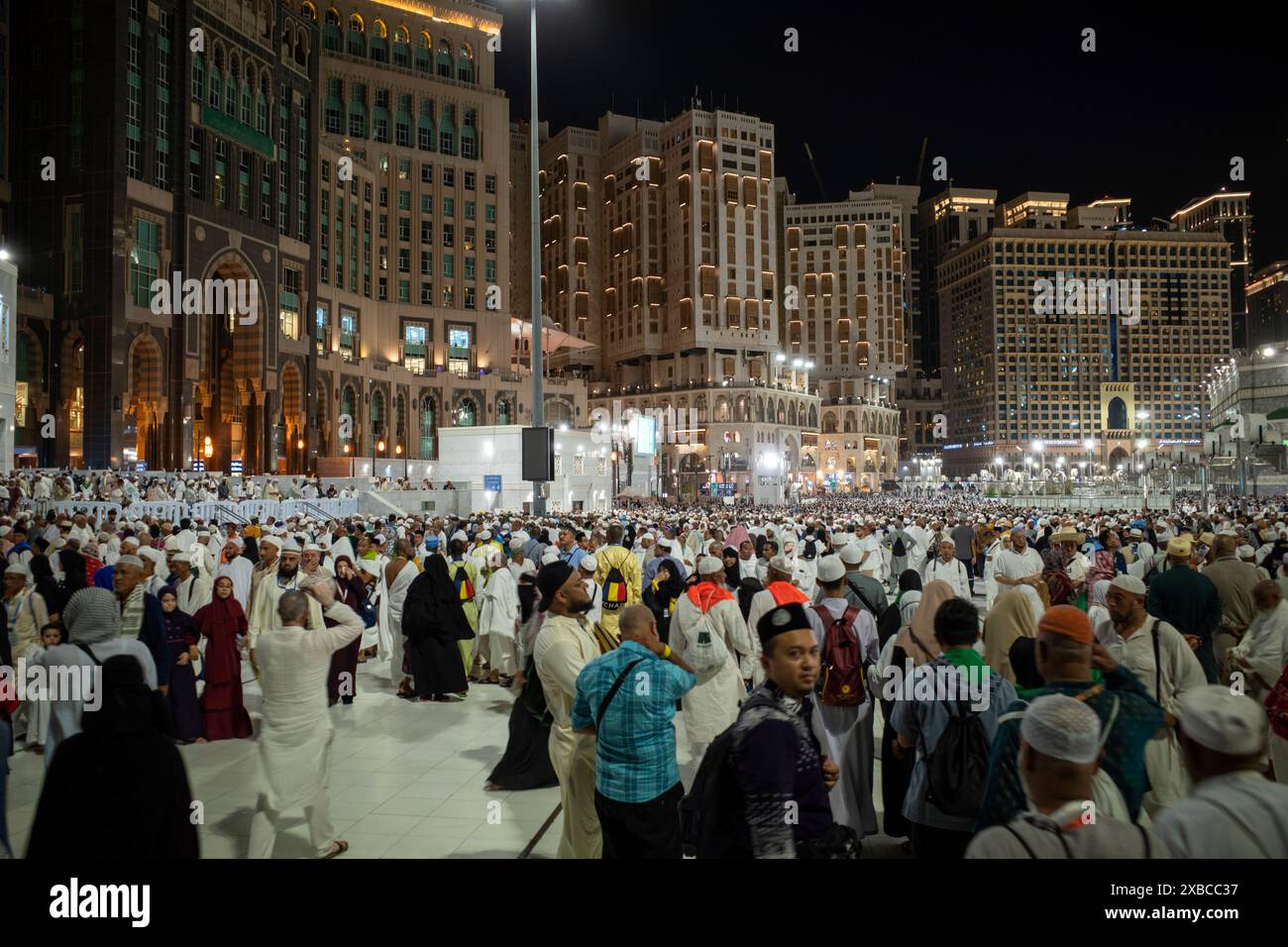 Mecca, Saudi Arabia - May 28, 2024: Muslim Pilgrims in The Haram Great ...