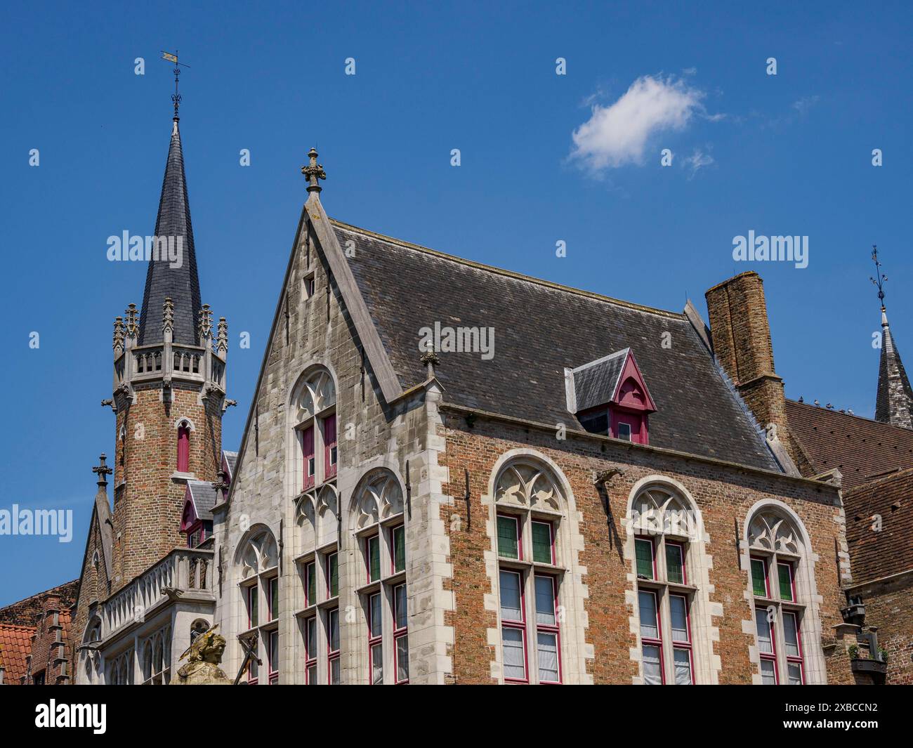 Bruges gothic architecture hi-res stock photography and images - Alamy