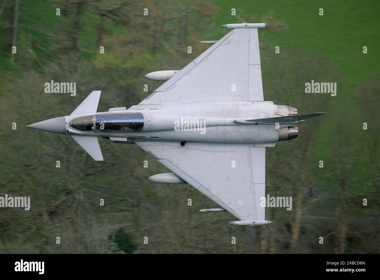 RAF Eurofighter (Typhoon) low level at 250ft through the Mach Loop ...