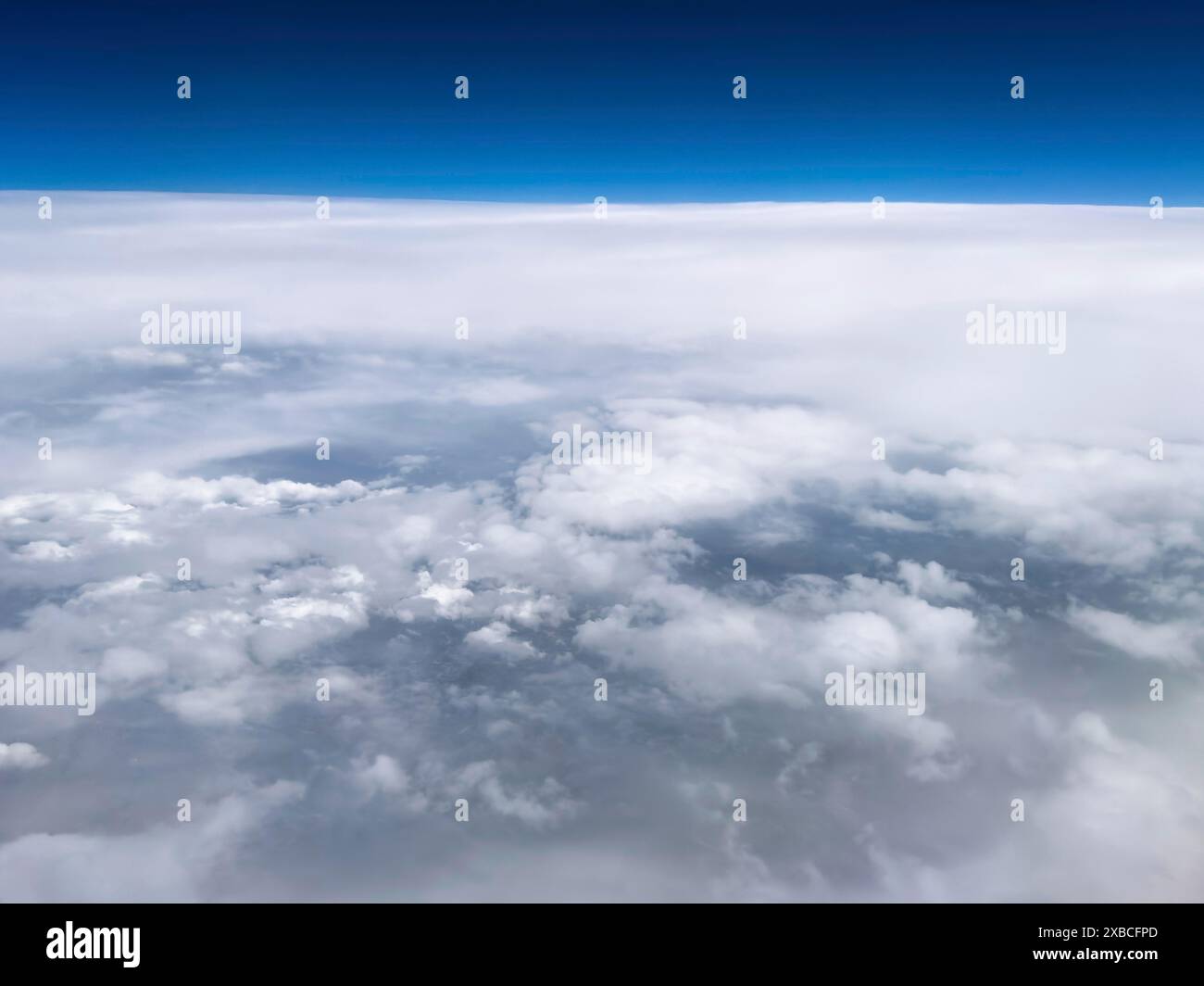 Altostratus clouds hi-res stock photography and images - Alamy