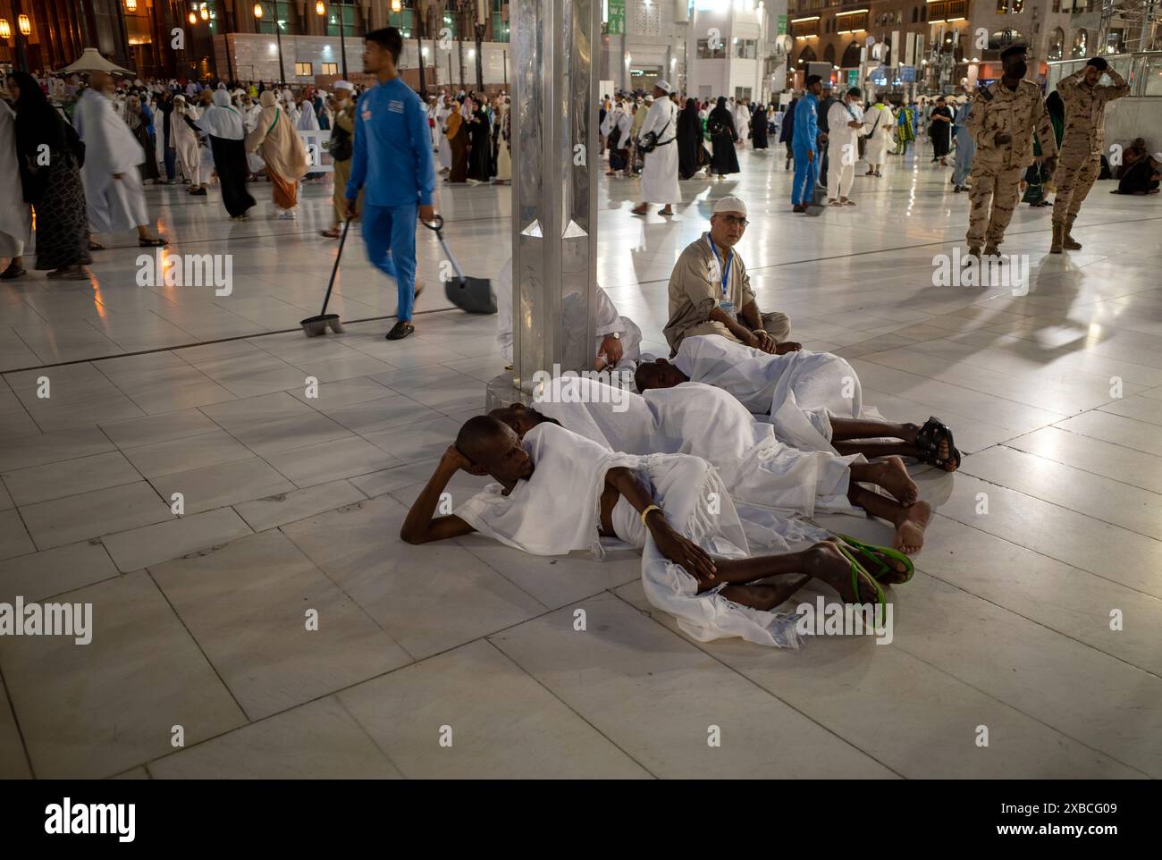 Mecca, Saudi Arabia - May 31, 2024: Hajj and Umrah pilgrims from Africa ...
