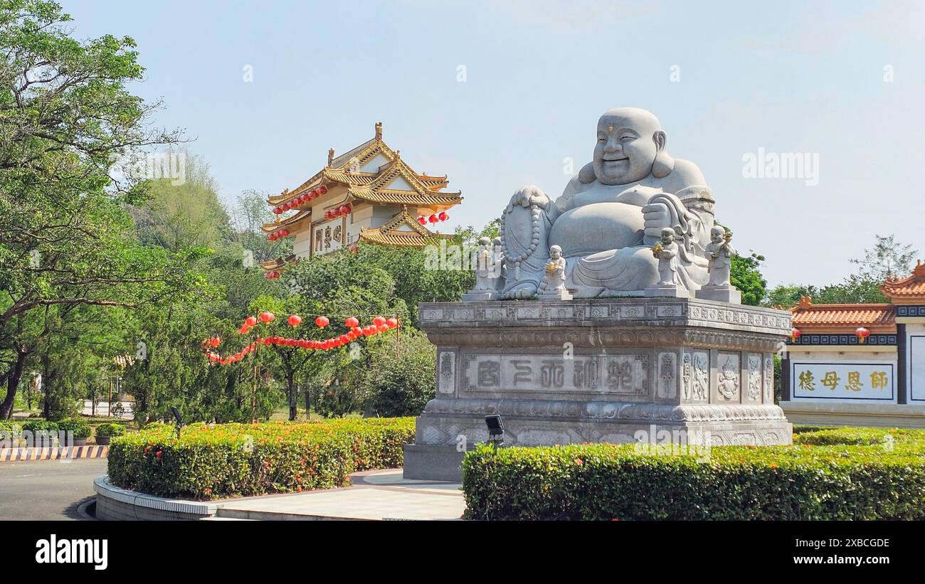 Chinese ornamental greenery hi-res stock photography and images - Alamy