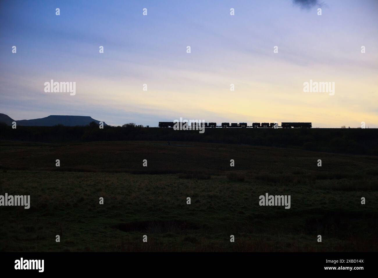 Rhtt train hi-res stock photography and images - Alamy