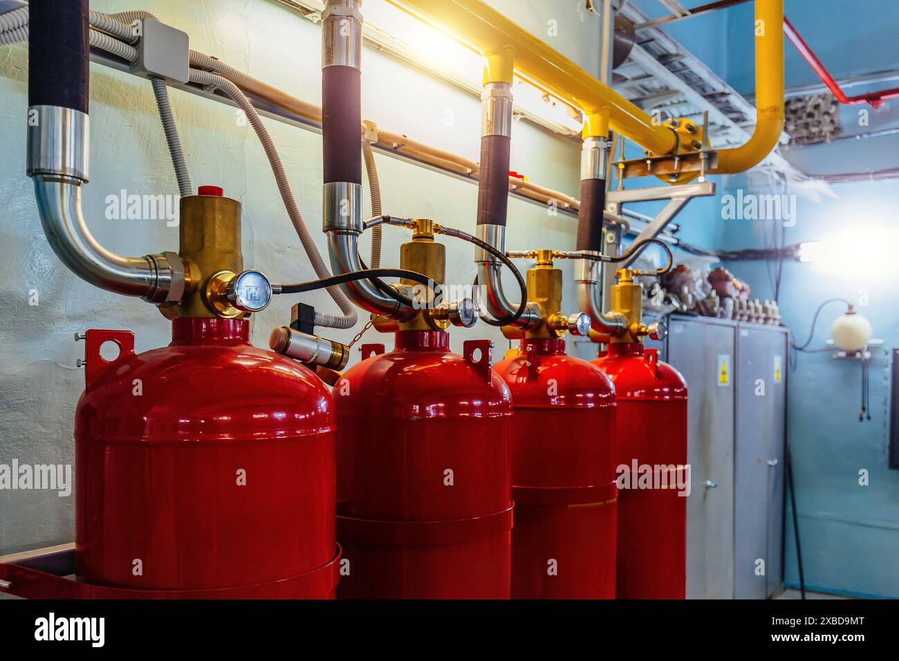 Automatic industrial fire extinguishing system. CO2 fire extinguishers ...