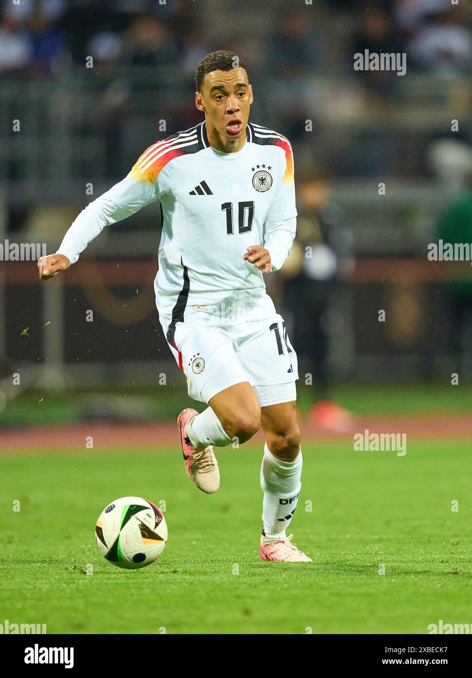 Jamal Musiala, DFB 10 in the friendly match GERMANY - UKRAINE 0-0 ...